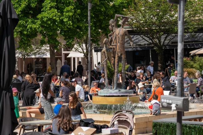 [Tourisme] Les visiteurs sont là, mais séjournent autrement | Seine ...